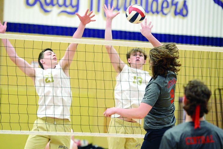 Central battles BG en route to win | News, Sports, Jobs - Altoona Mirror